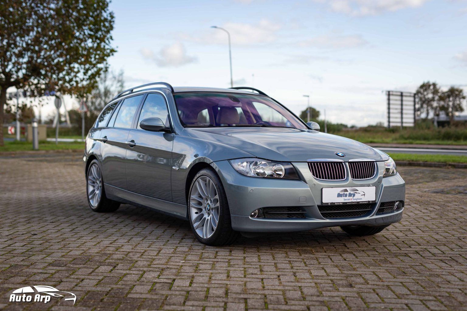 BMW E91 325i in absolute nieuwstaat | Auto Arp