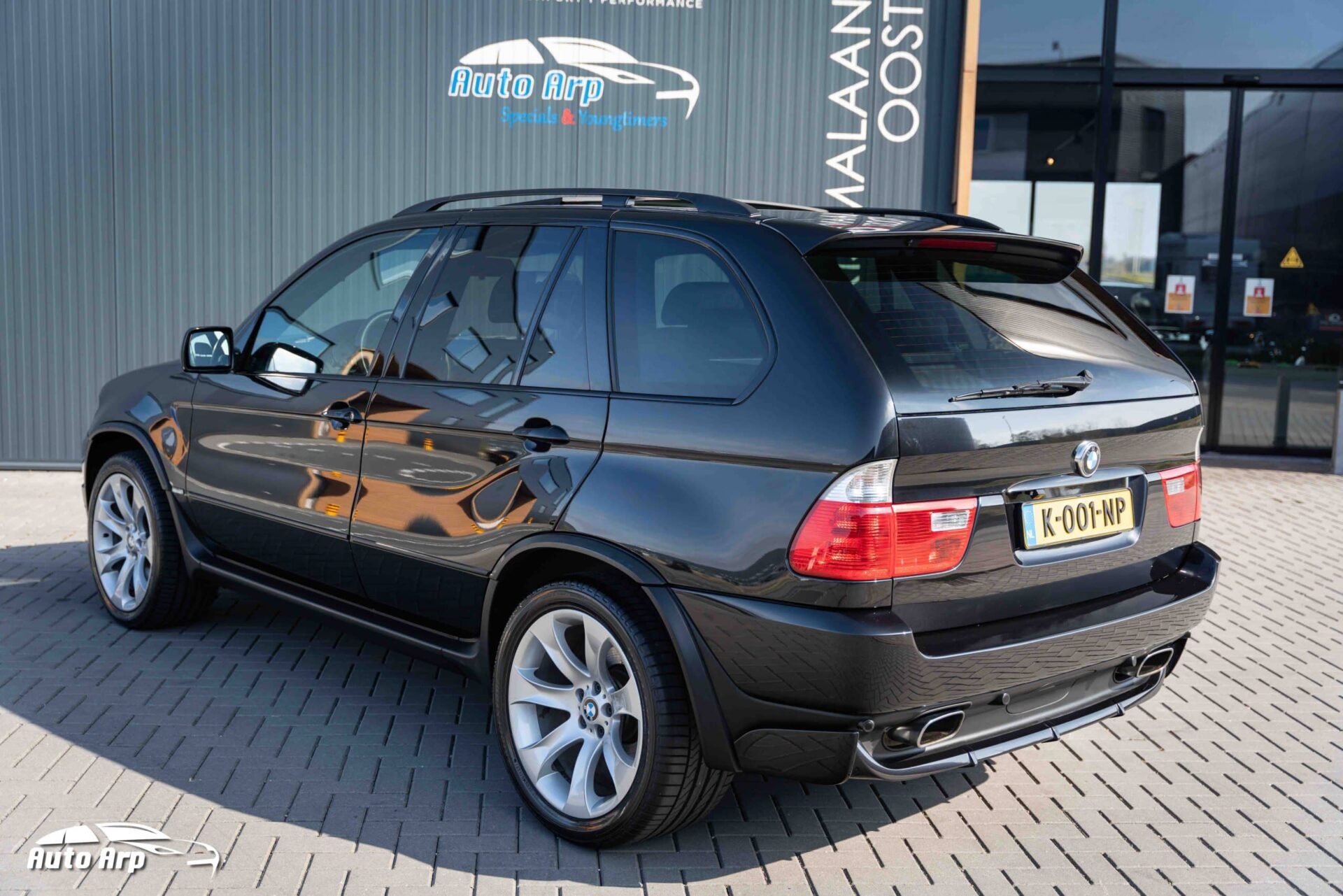 BMW X5 4.8is slechts 93.000km | Auto Arp