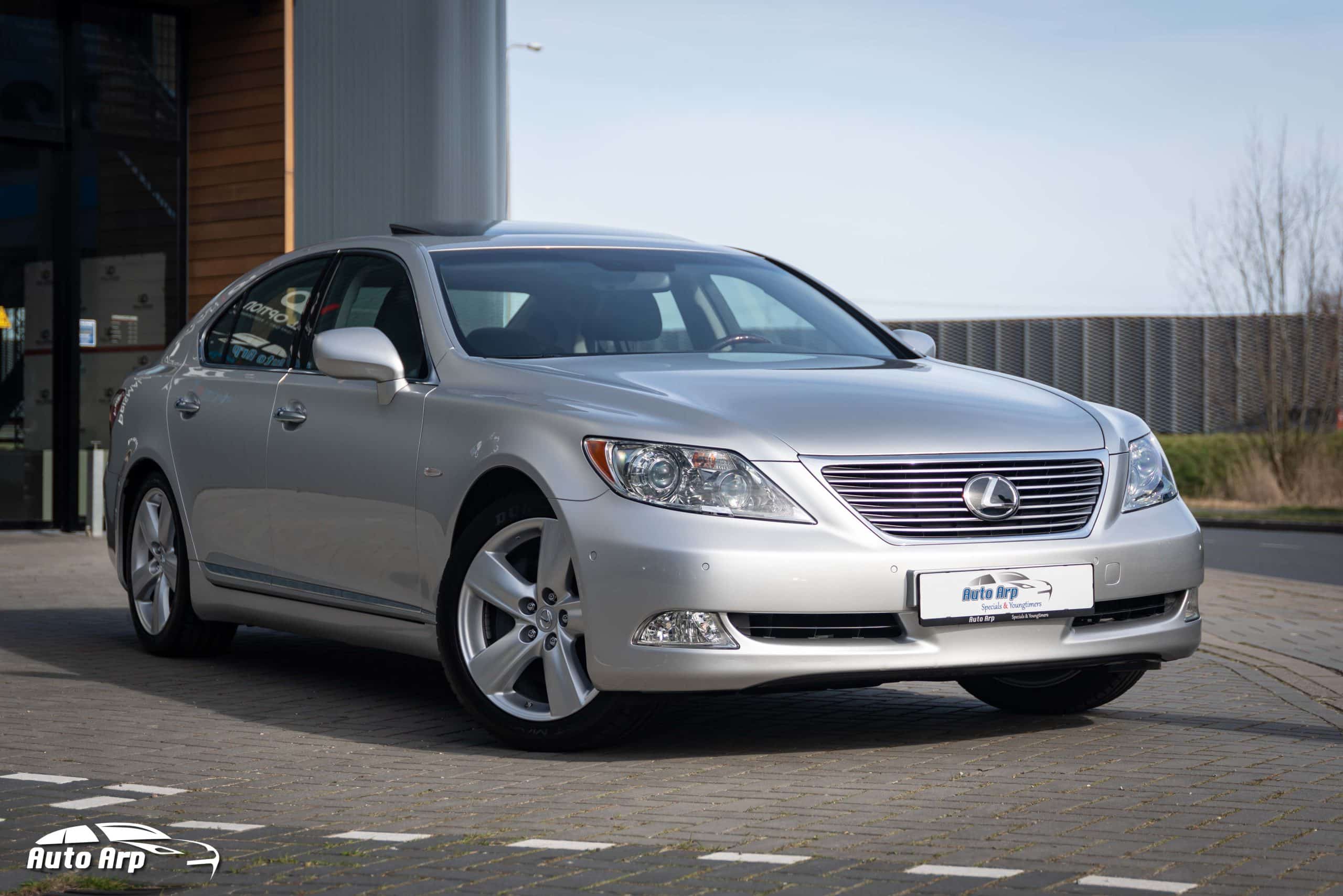 Lexus LS460 President V8 | Auto Arp