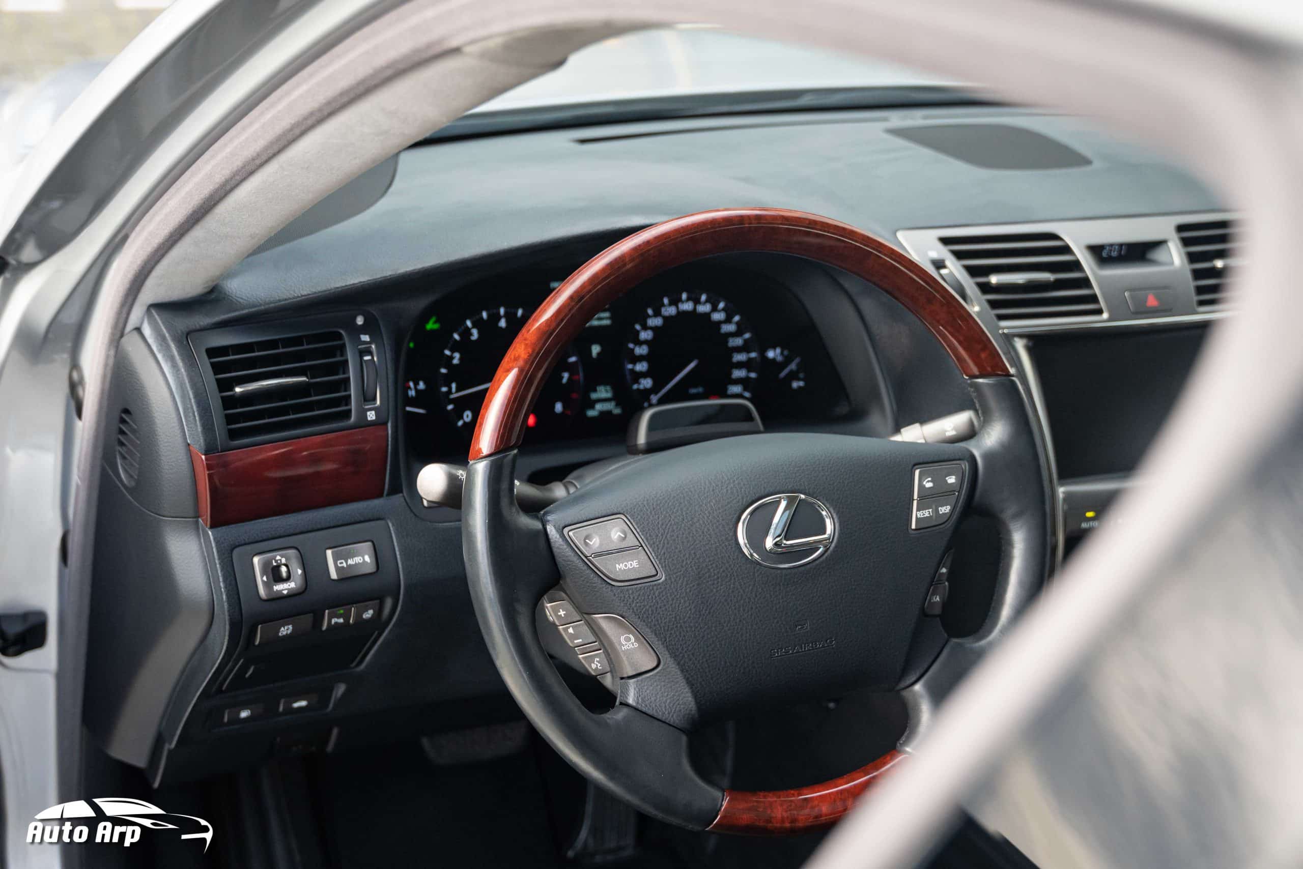 Lexus LS460 President V8 | Auto Arp