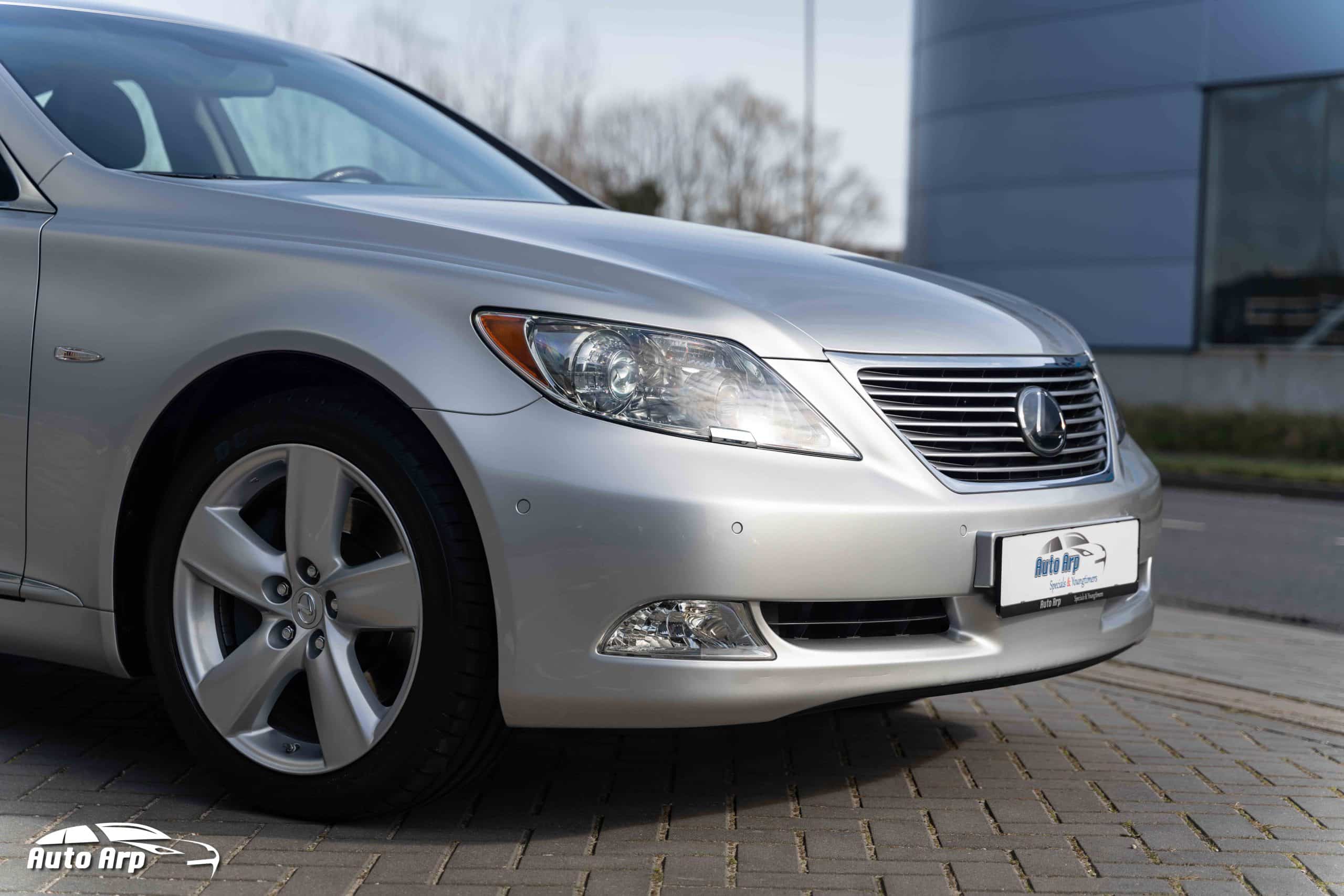 Lexus LS460 President V8 | Auto Arp