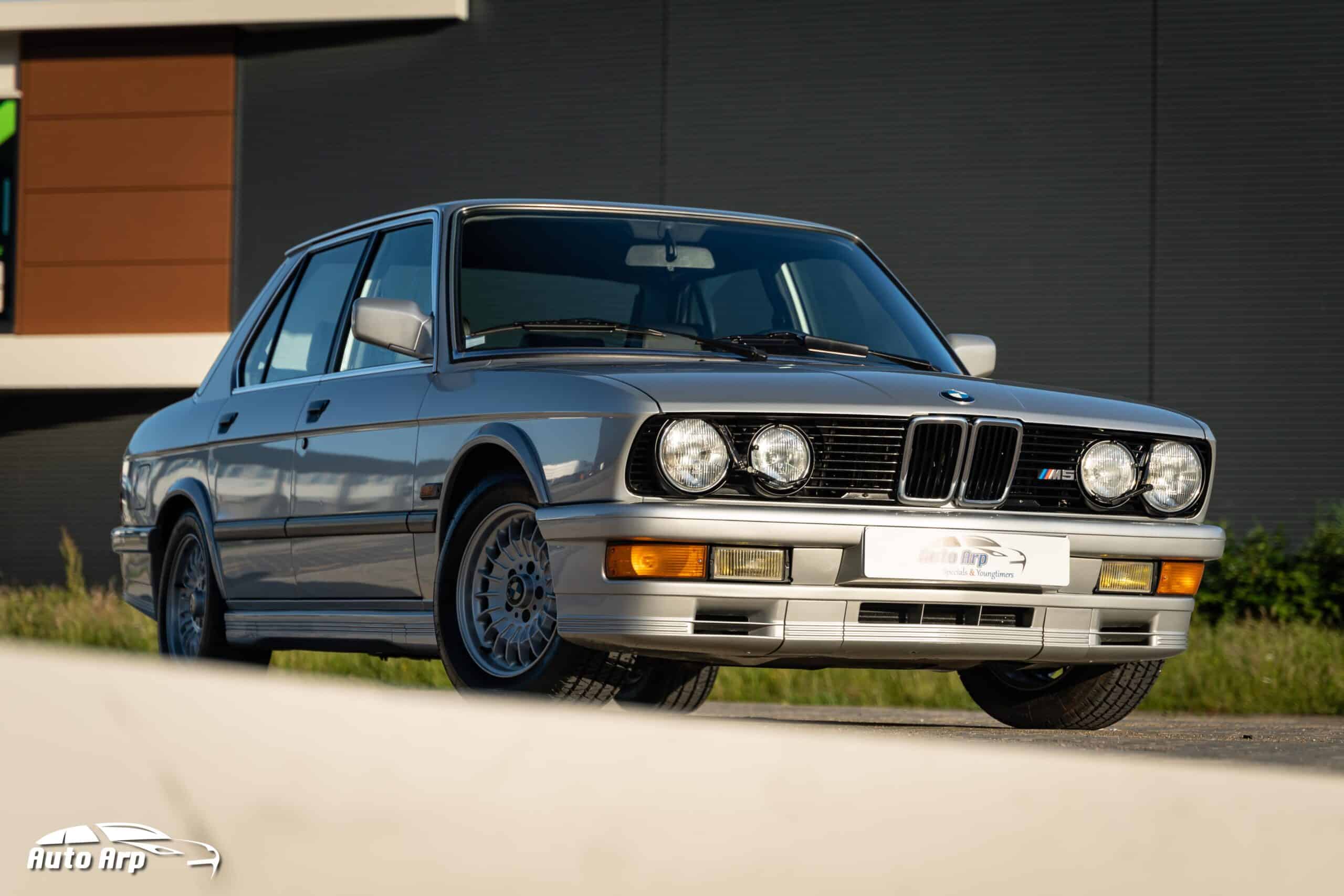 BMW E28 M5 uniek exemplaar met slechts 57.000km | Auto Arp