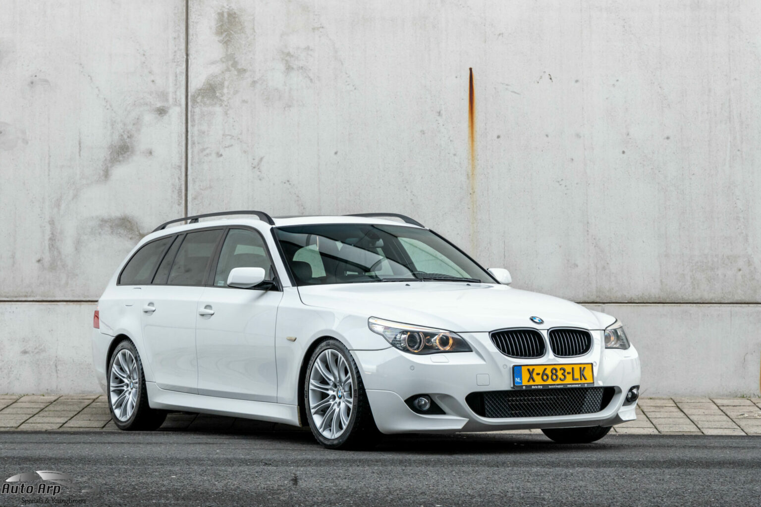 BMW E61 530 LCI M-SPORT ALPINE WHITE 3 | Auto Arp