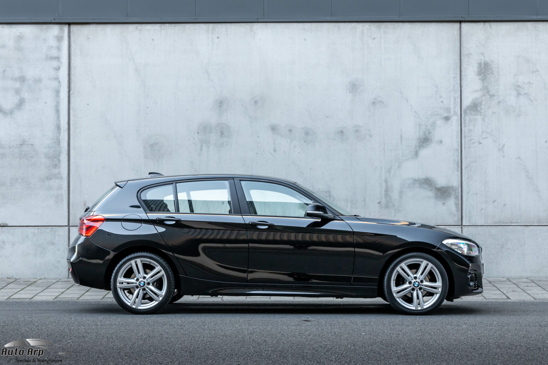 BMW F20 LCI 118i met slechts 61.000km topstaat | Auto Arp